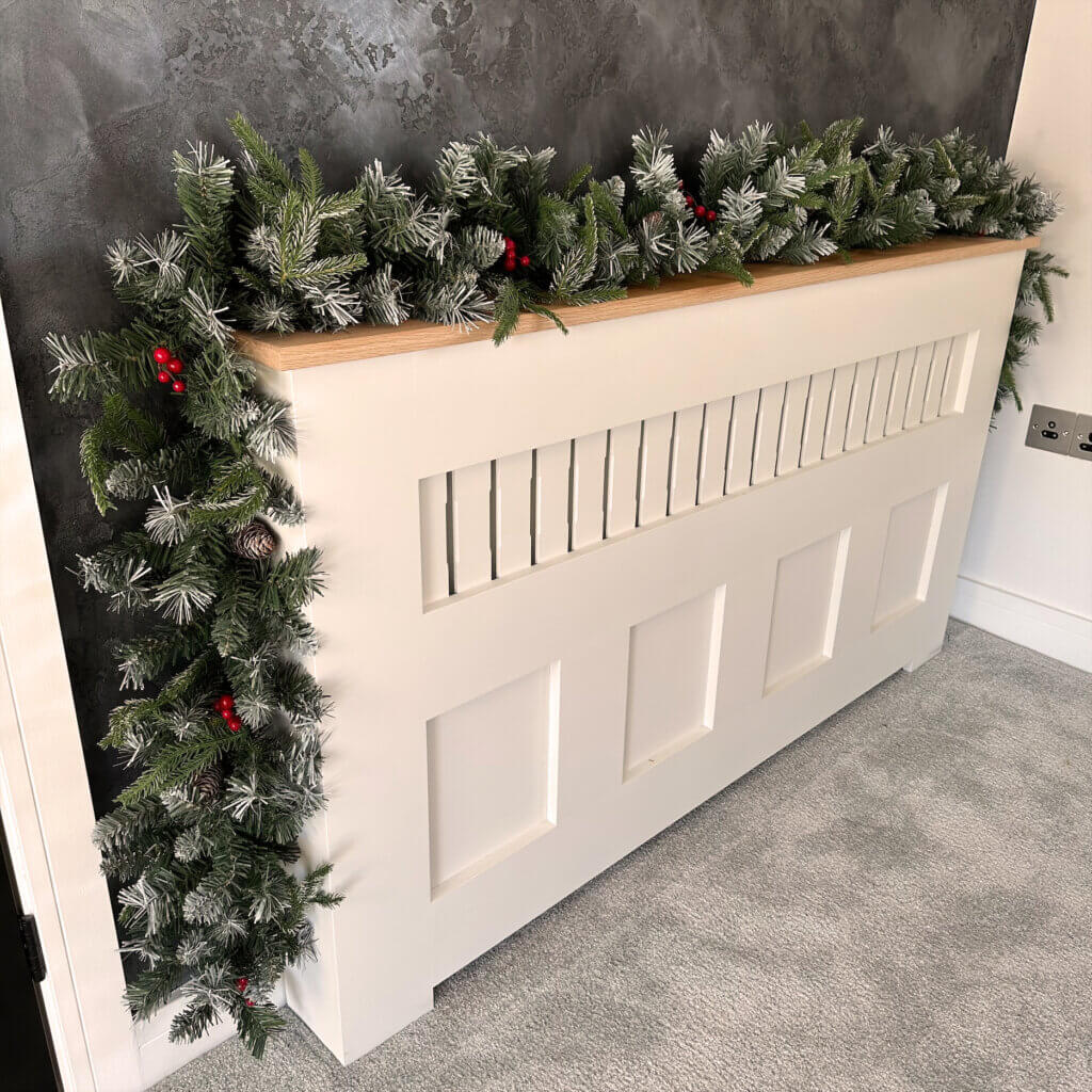 Blue Spruce Garland 9ft - twenty fifth